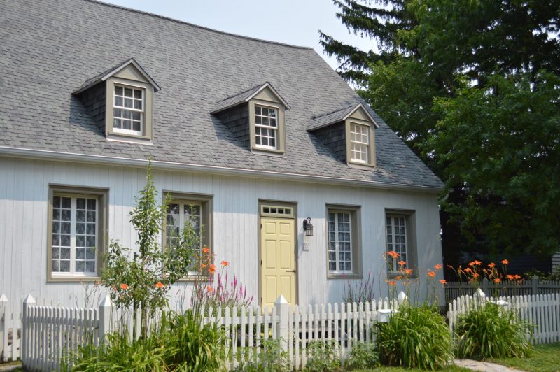 De la maison ancienne à la propriété québécoise moderne
